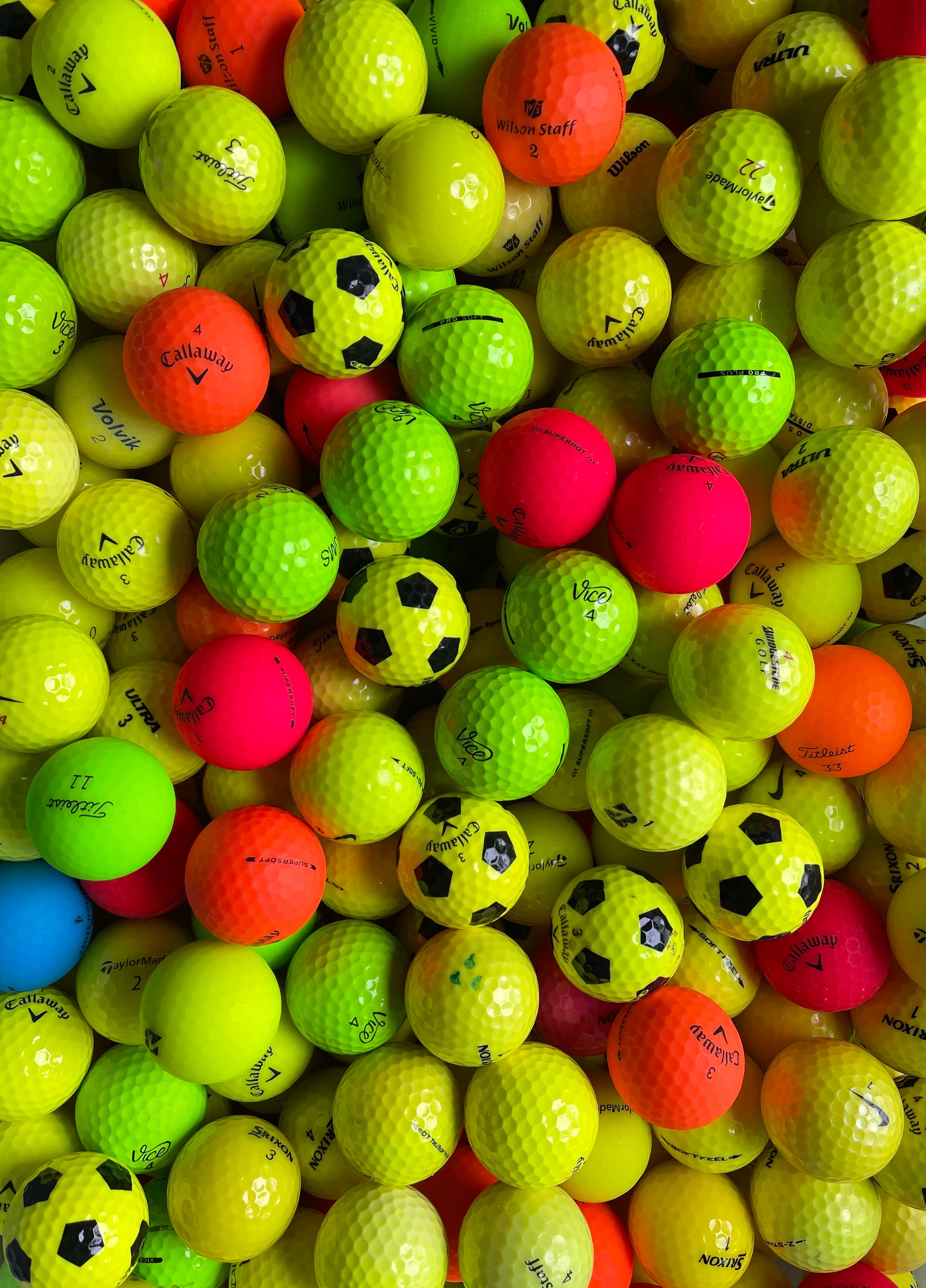 Coloured Balls – Happy Golf Balls